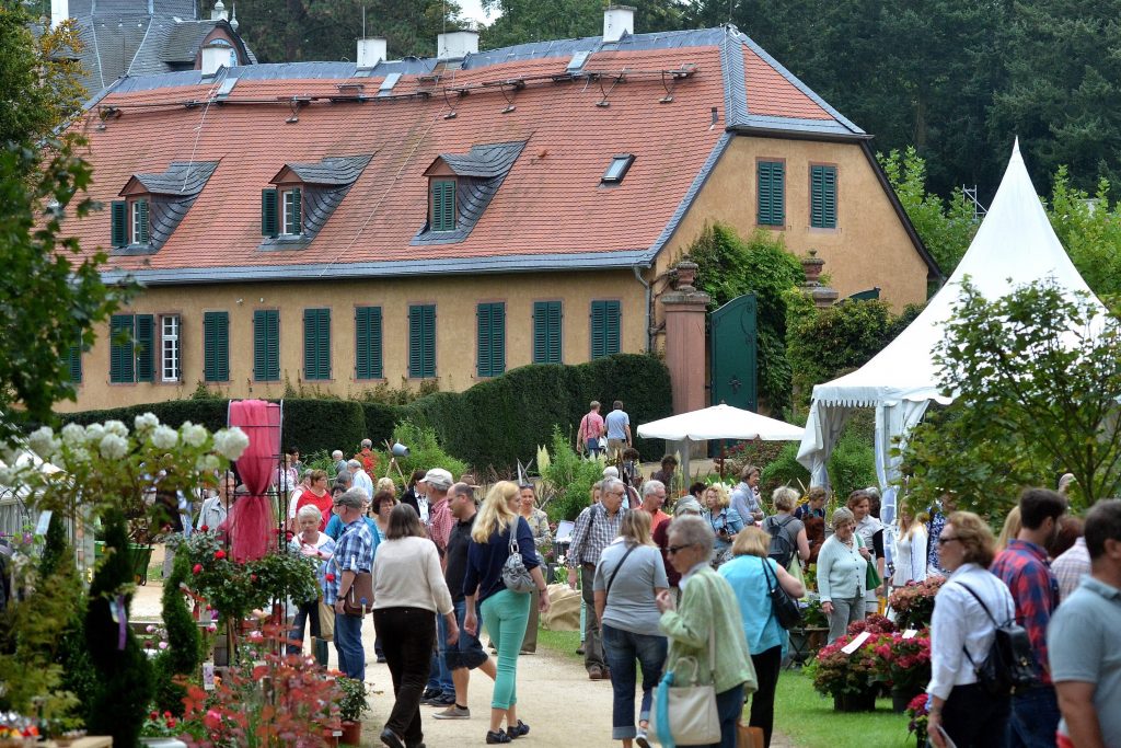 Das Fürstliche Gartenfest Schloss WolfsgartenGartenfest Wolfsgarten ...